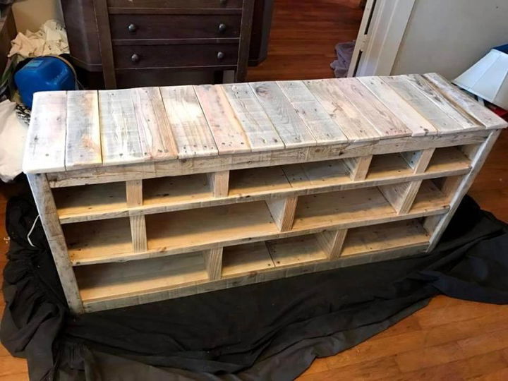 DIY Wooden Pallet Shoe Rack - Pallets Pro
